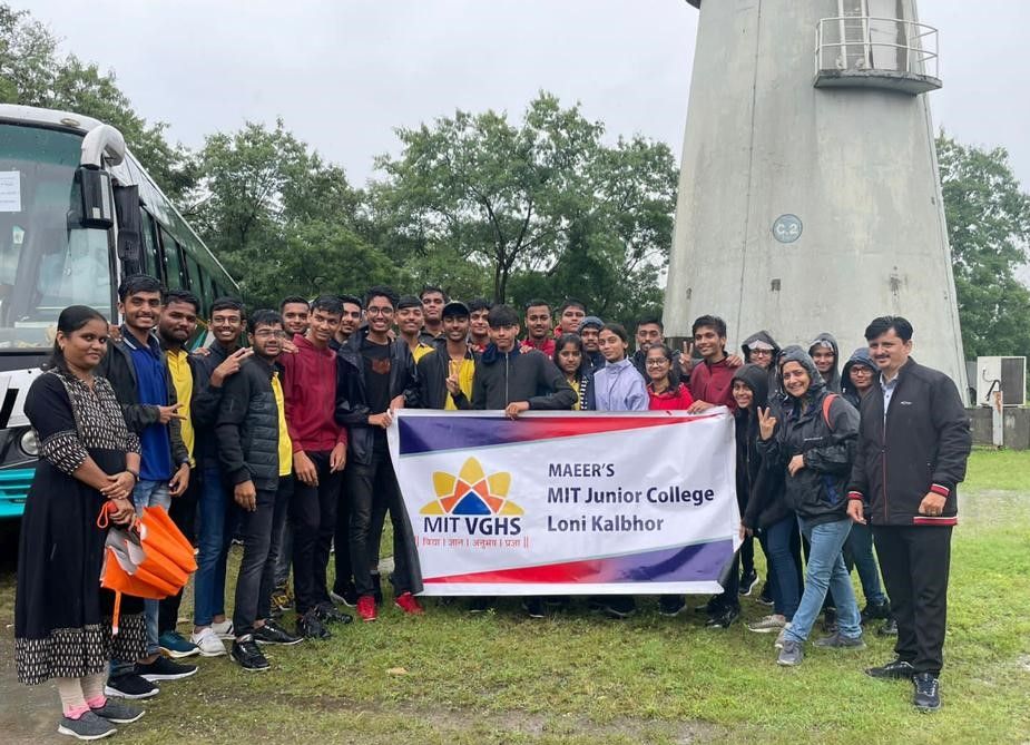 Loni Life @JC - MAEER's MIT Pune's
